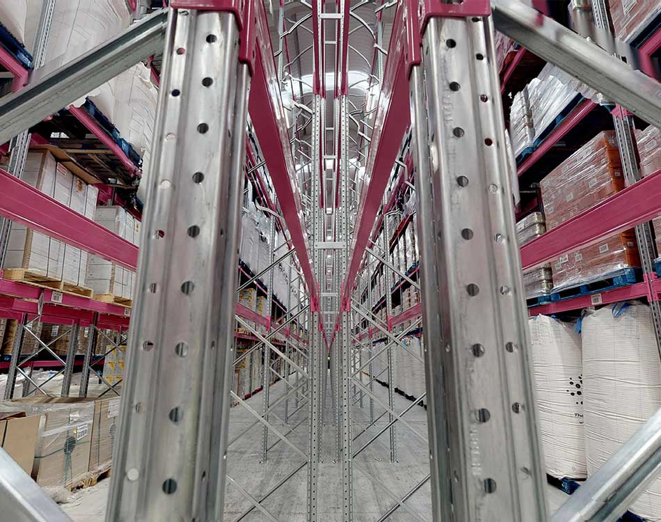 CAEM - Case Study: Logistics Firm Chooses CAEM