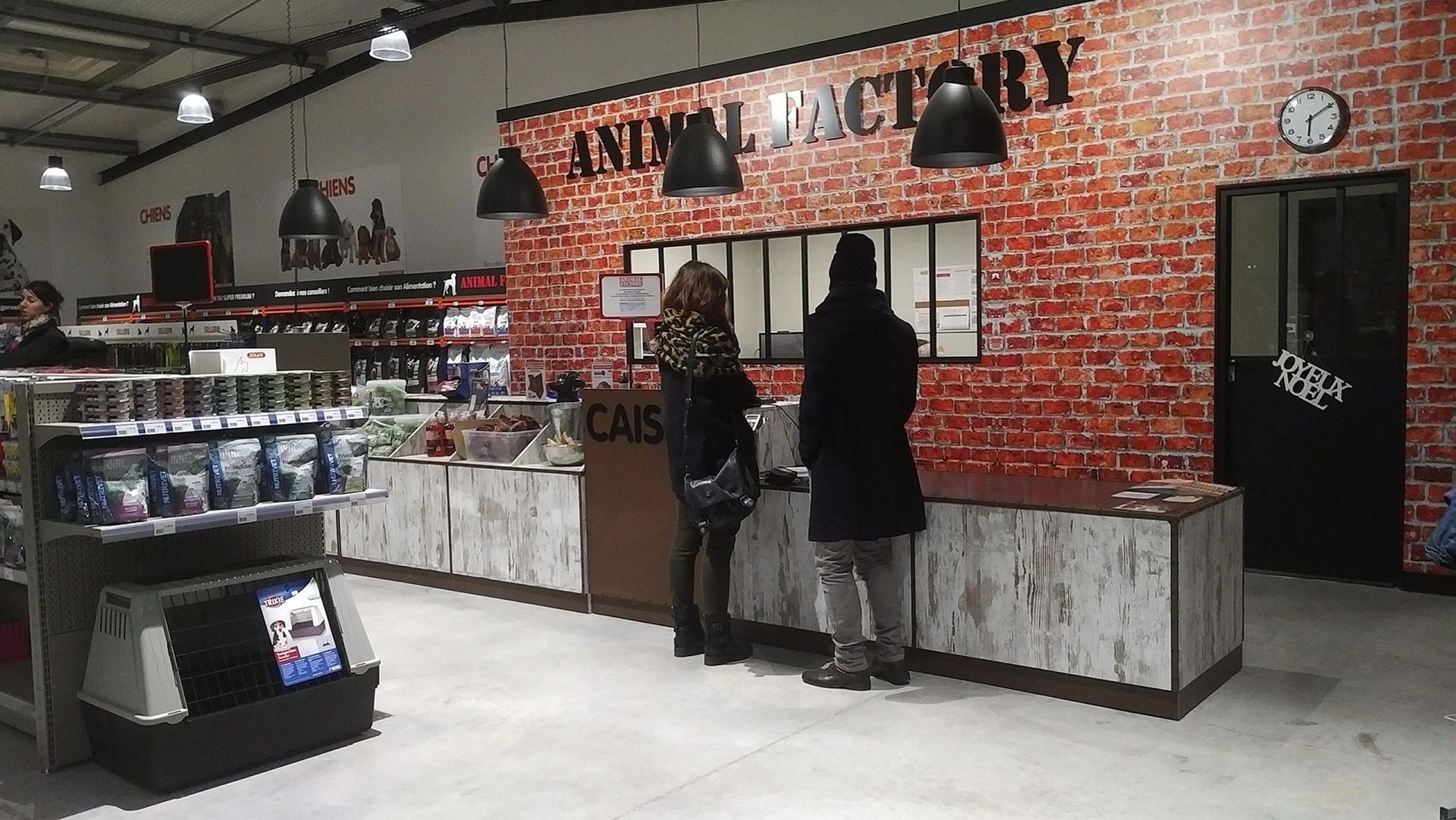 CAEM - Case Study: French Pet Stores